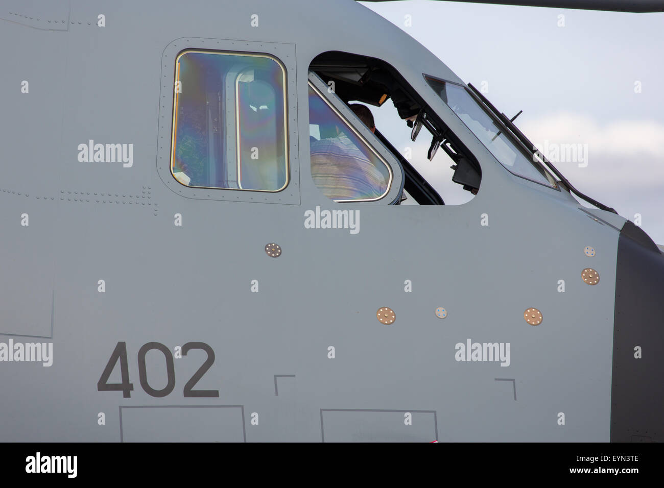 Airbus a400m cockpit hi-res stock photography and images - Alamy