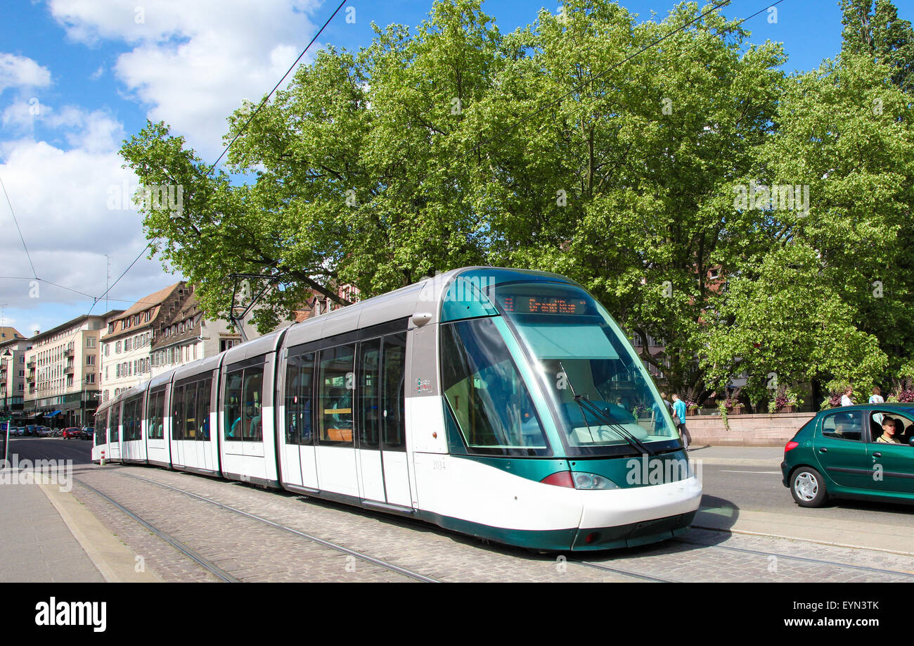 STRASBOURG, FRANCE - MAY 9, 2015: Tram passing through a street in ...
