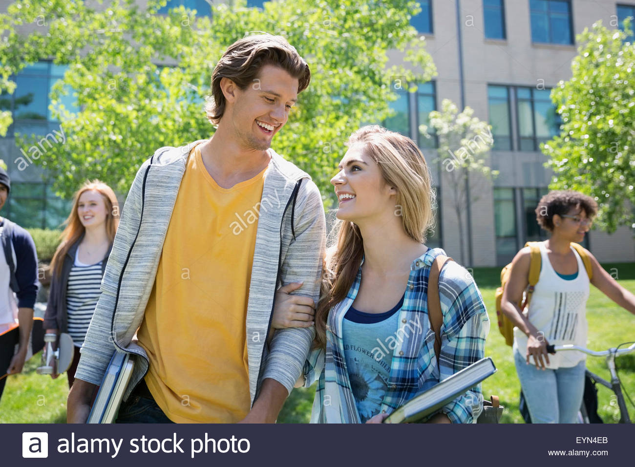 Asian college couple hi-res stock photography and images - Alamy