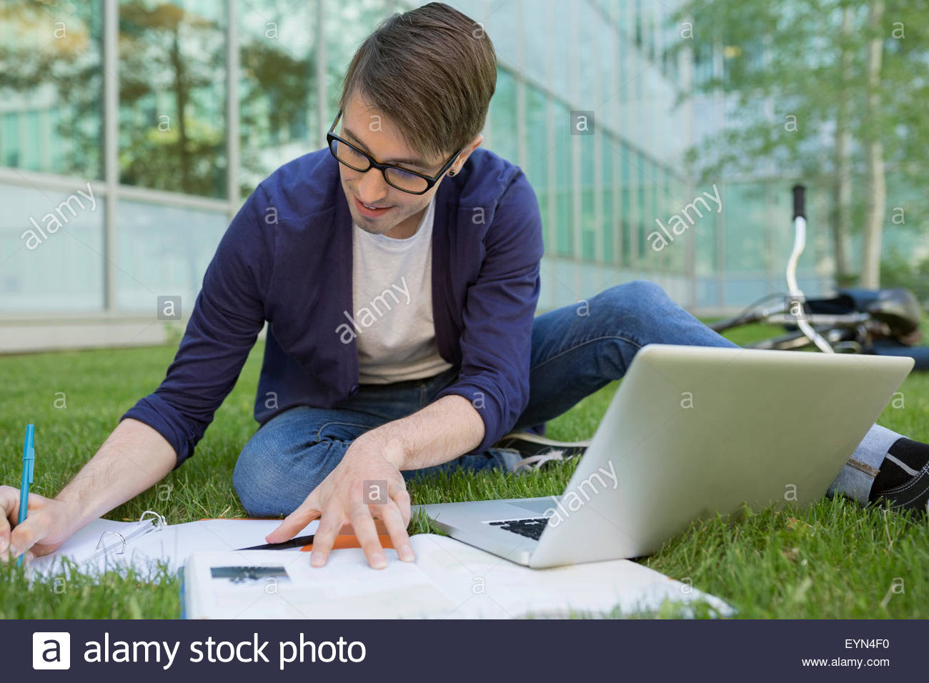 Doing homework at university hi-res stock photography and images - Alamy