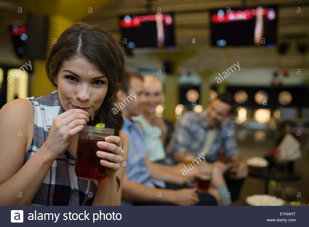 Sipping hi-res stock photography and images - Alamy