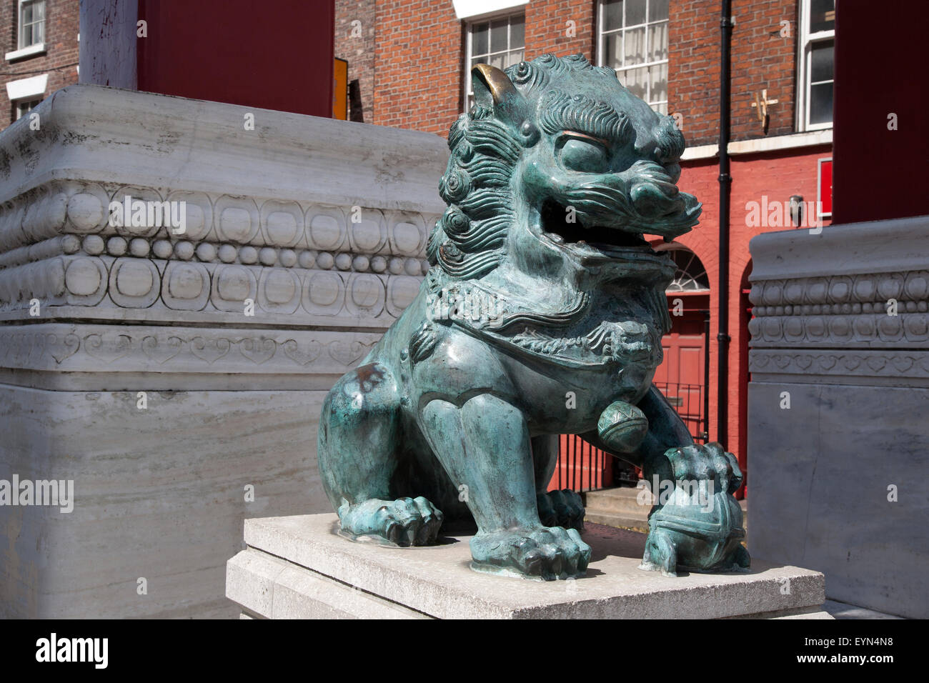 Lion at Chinatown Gate, Nelson Street, Liverpool, England, UK Stock ...