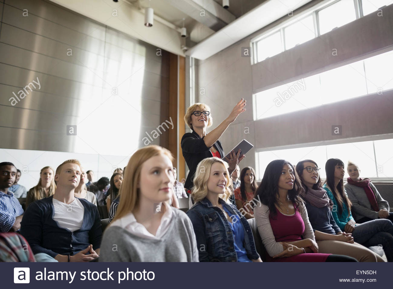 Auditorium lecture hall hi-res stock photography and images - Alamy