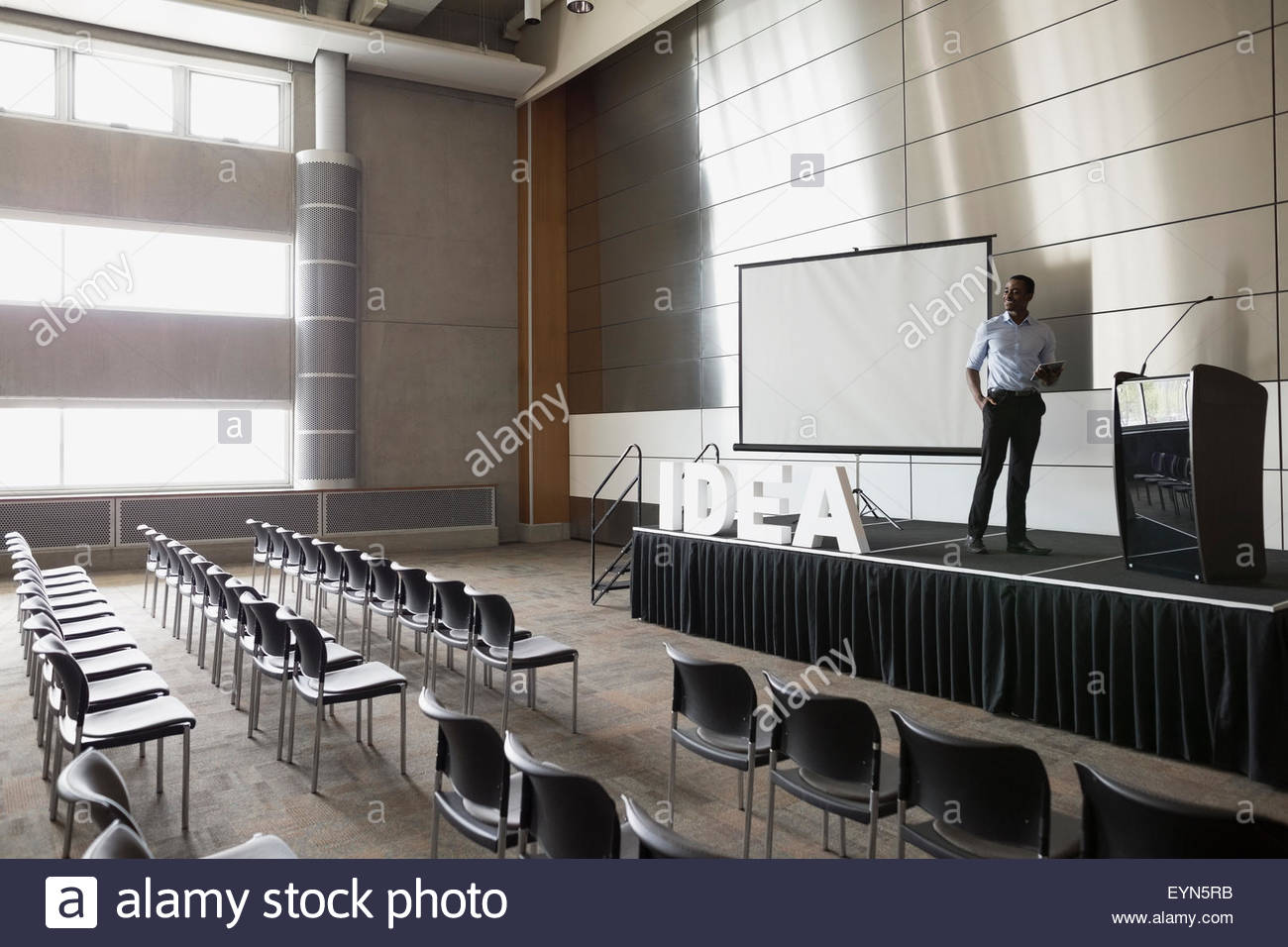 Screen presentation on stage hi-res stock photography and images - Alamy