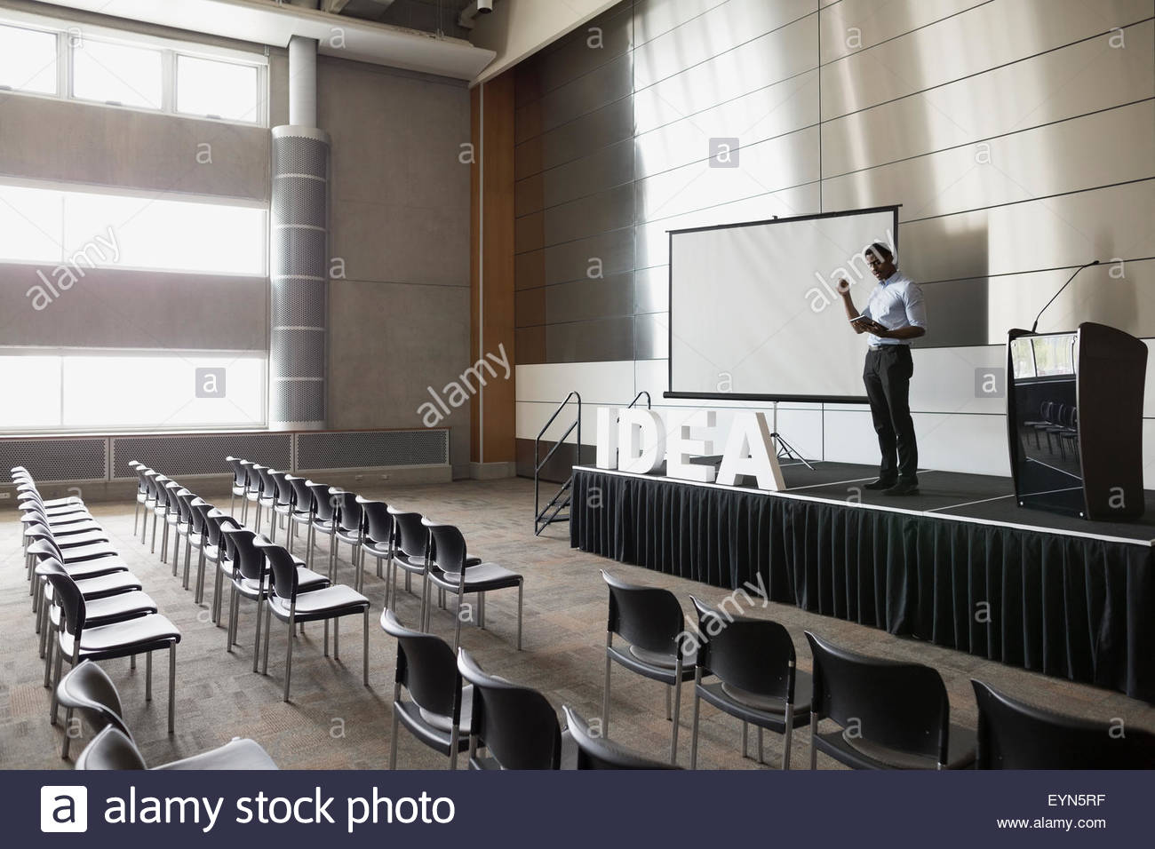 Empty auditorium business school hi-res stock photography and images ...