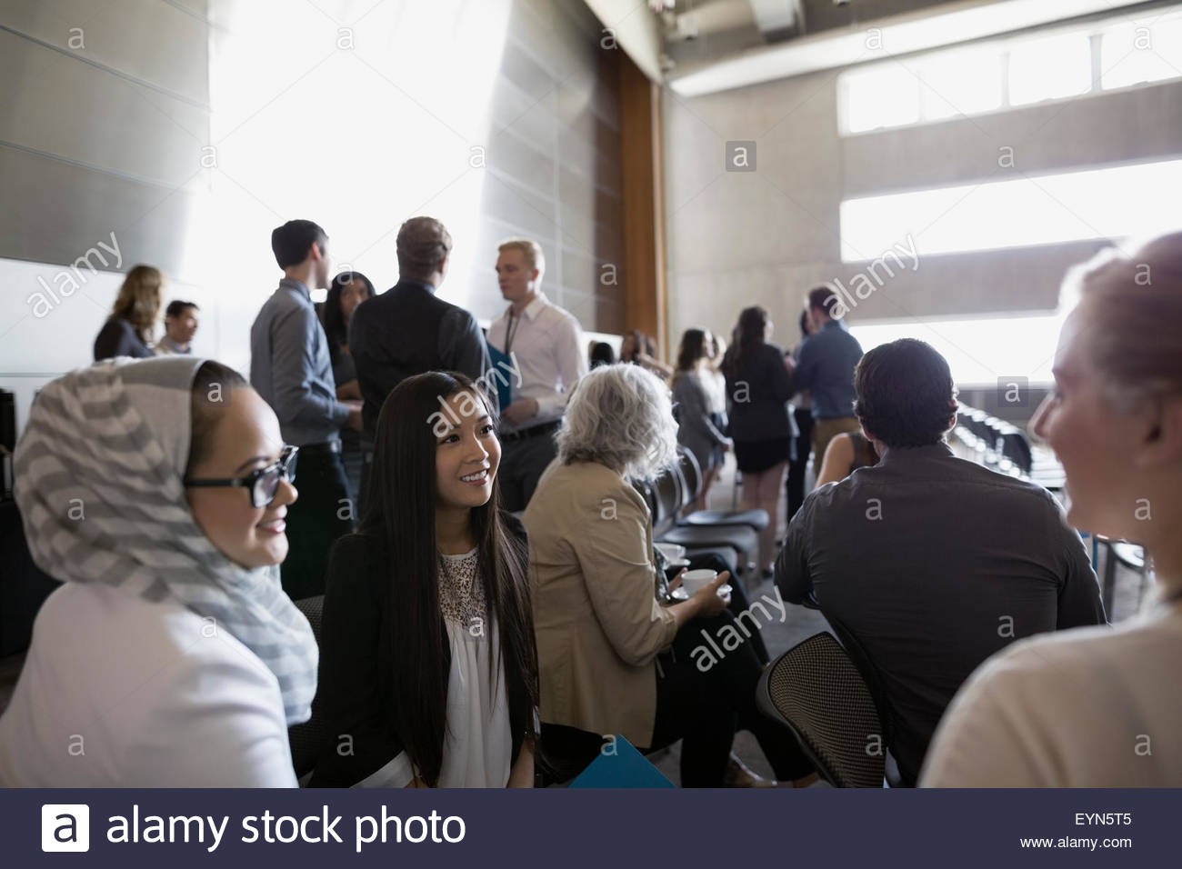 Audience in a large conference hall hi-res stock photography and images ...