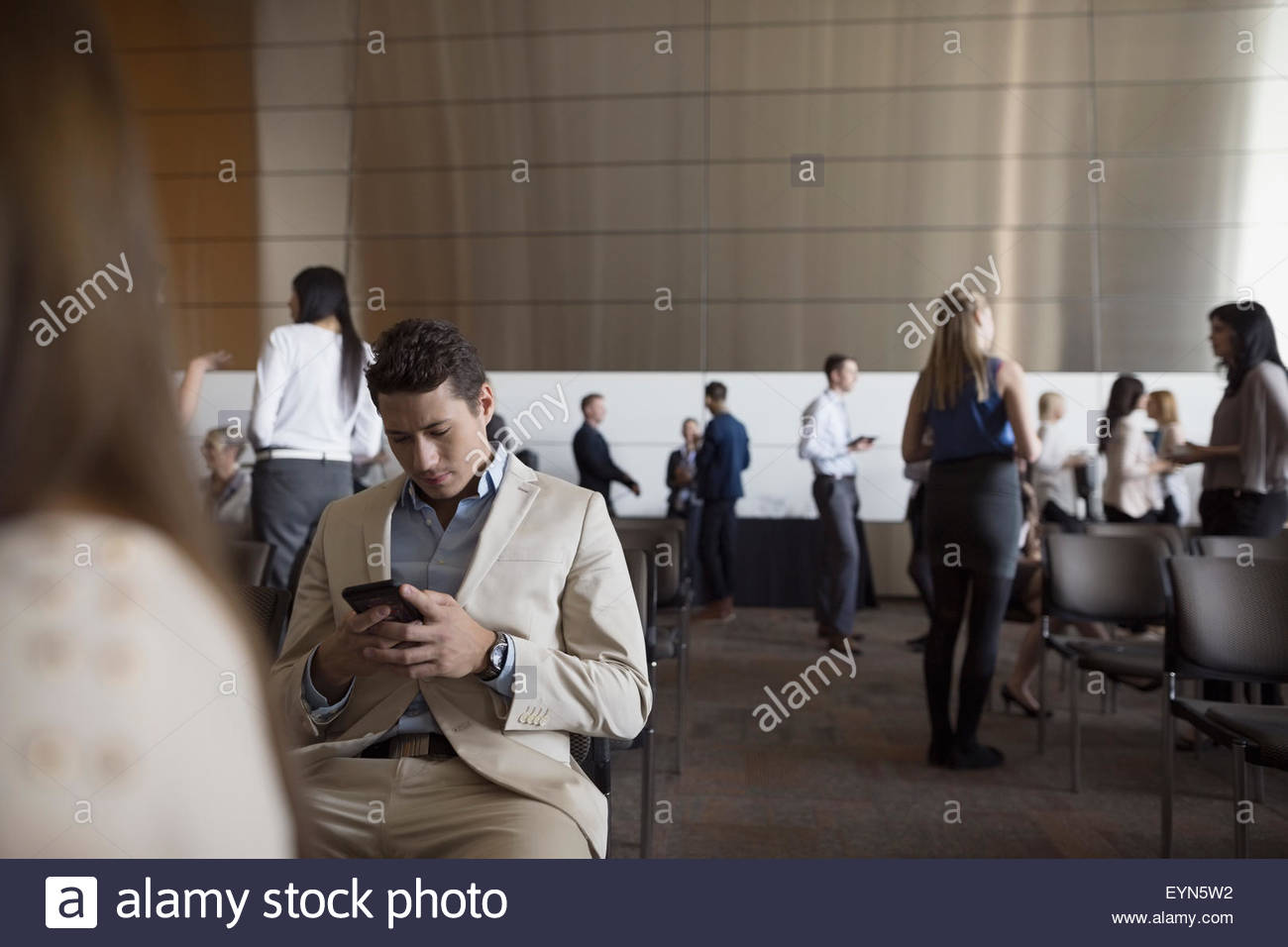 People looking large cell phone hi-res stock photography and images - Alamy