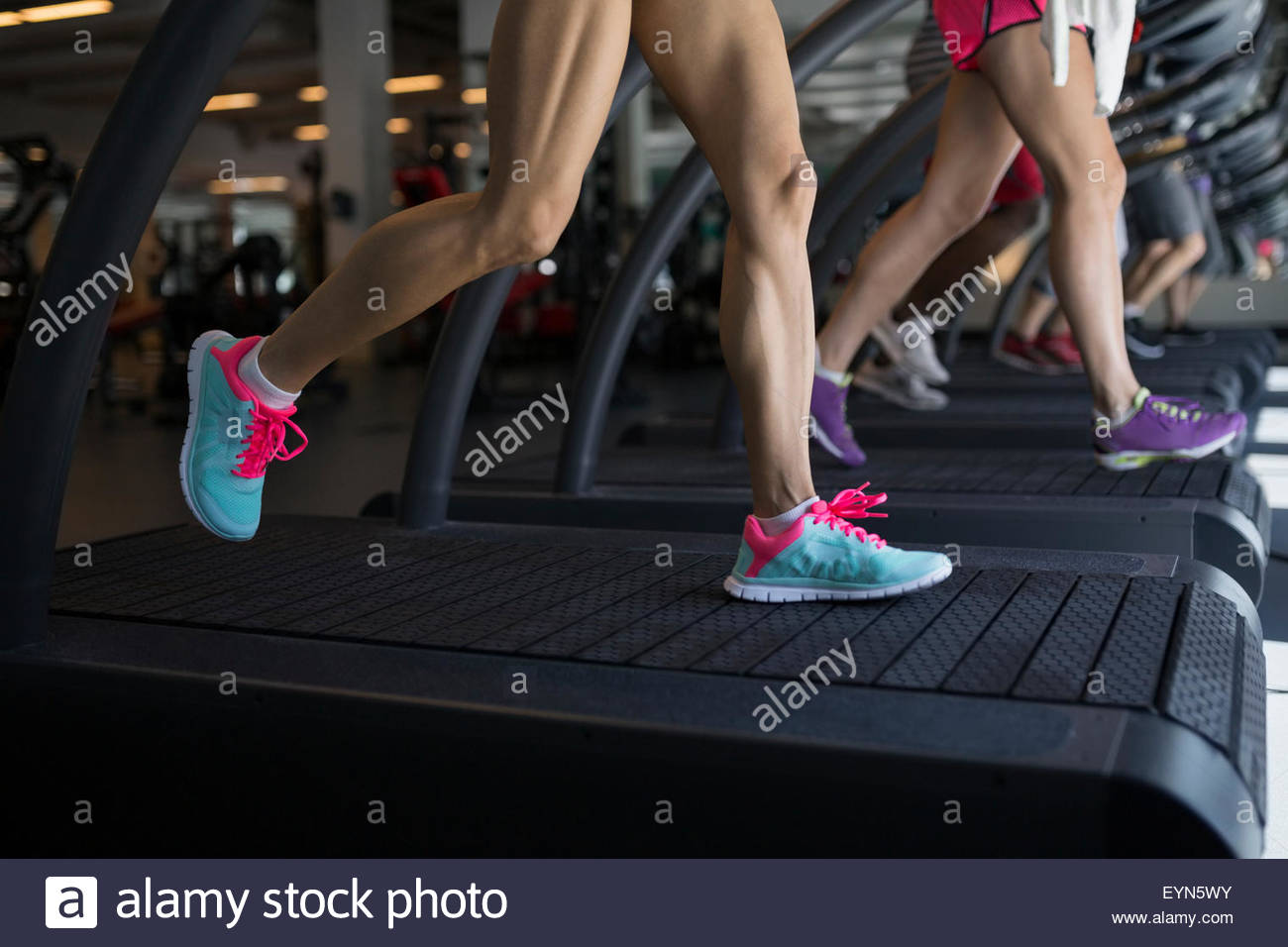 Group people running gym hi-res stock photography and images - Alamy