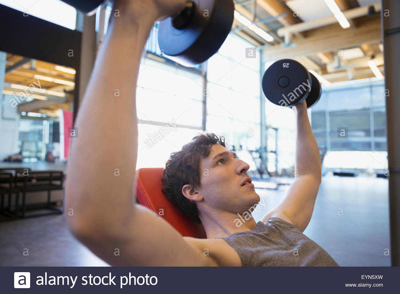 Horizontal chest press hi-res stock photography and images - Alamy