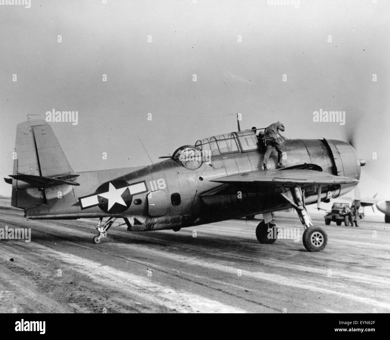 Grumman avenger tbm 3 us navy Black and White Stock Photos & Images - Alamy