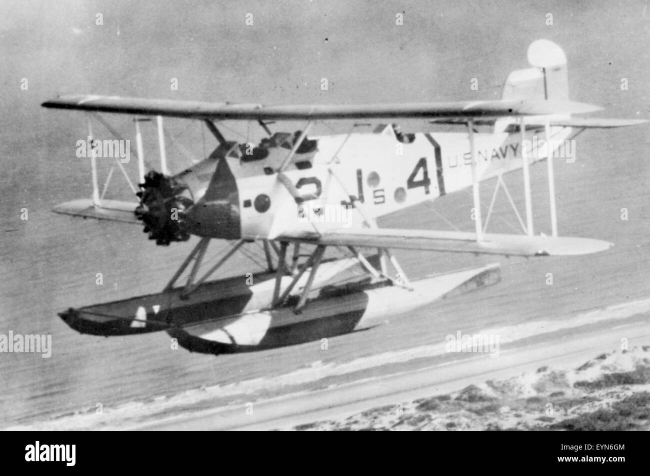 The Martin T4M-1, a U.S. Navy torpedo bomber from the early 1930s ...
