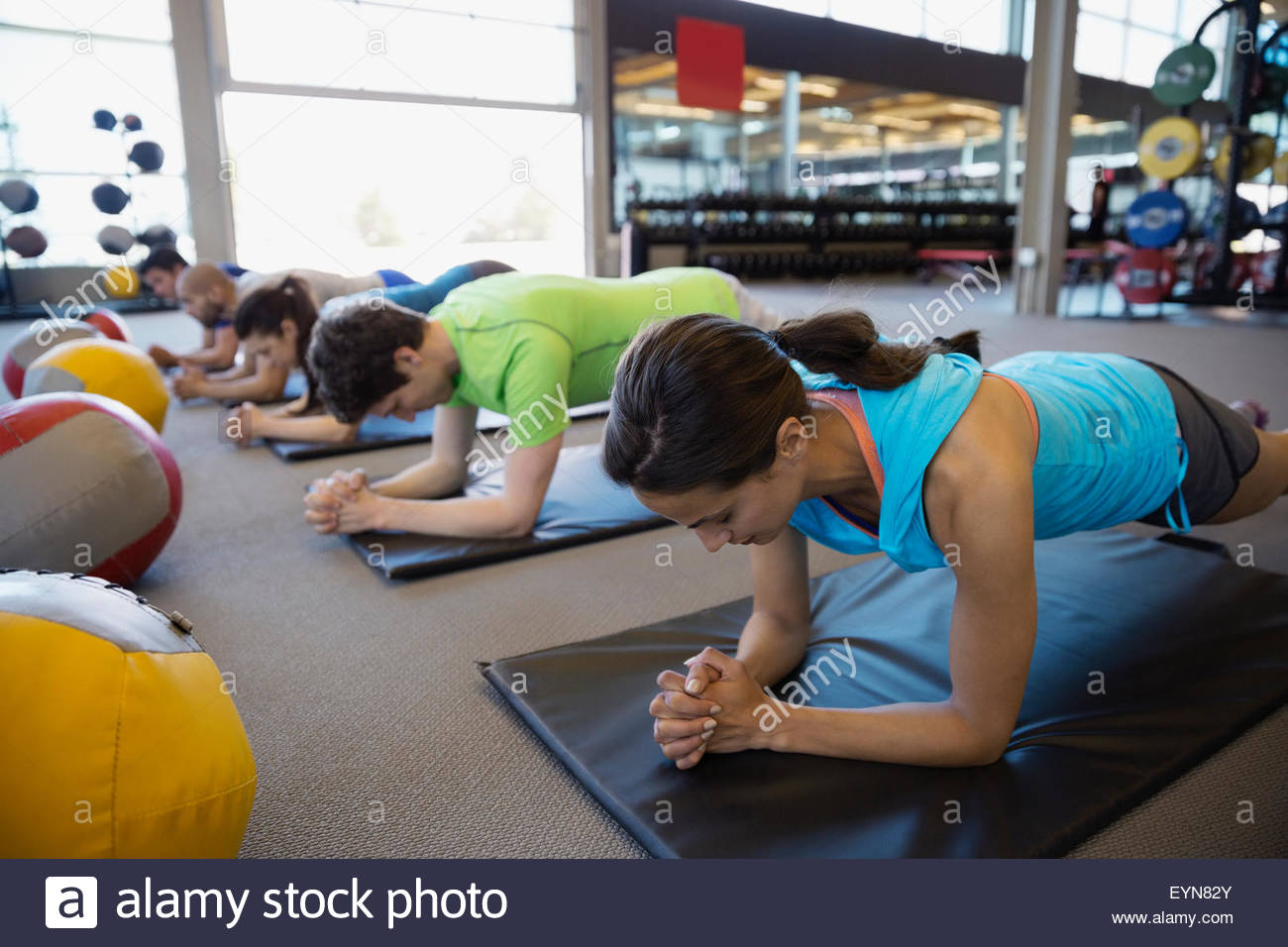 Plank position exercise hi-res stock photography and images - Alamy