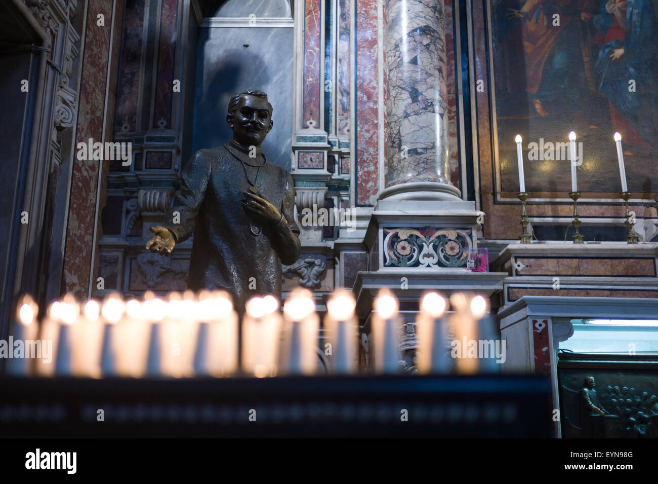 St Joseph Moscati, Statue of st Giuseppe moscati in Naples Stock Photo ...