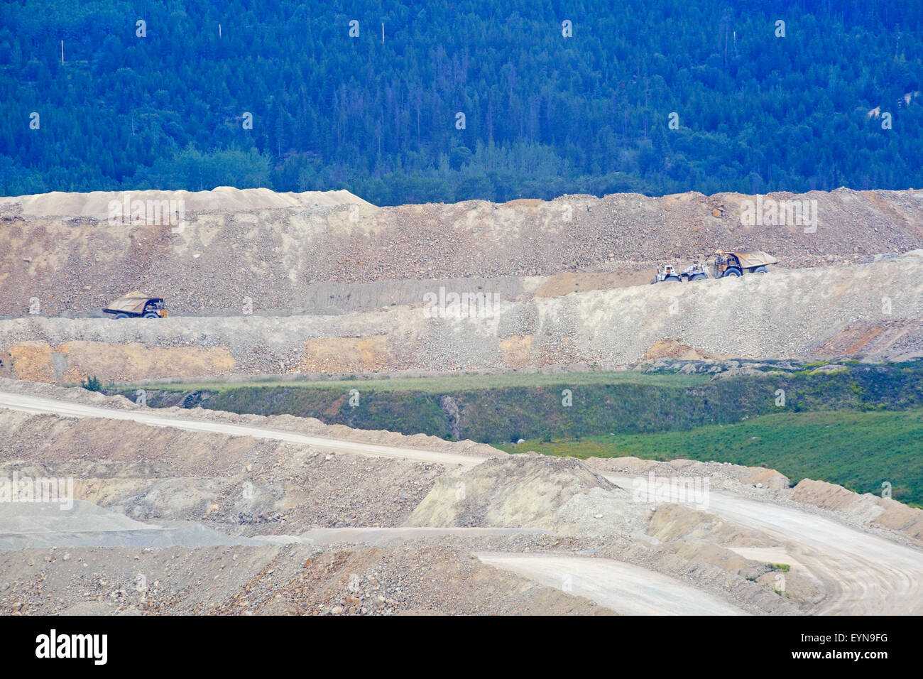 Open pit mine mines copper dump trucks hi-res stock photography and ...