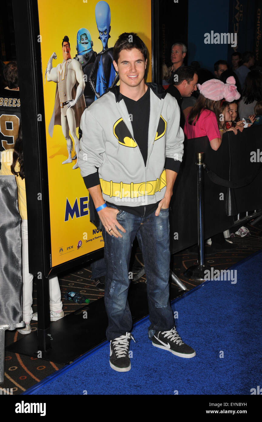 LOS ANGELES, CA - OCTOBER 30, 2010: Robbie Amell at the Los Angeles ...