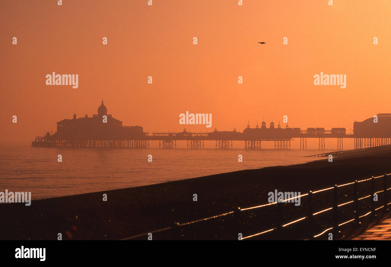 Late afternoon sun going down over Eastbourne Pier Sunset in East ...