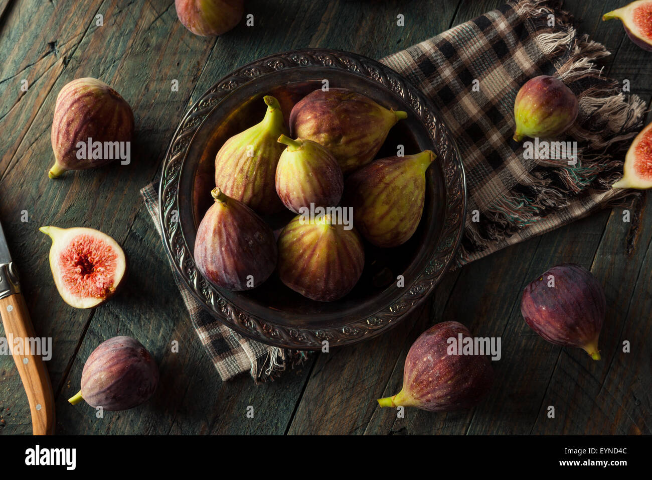 Raw Organic Brown Figs in a Bowl Stock Photo - Alamy