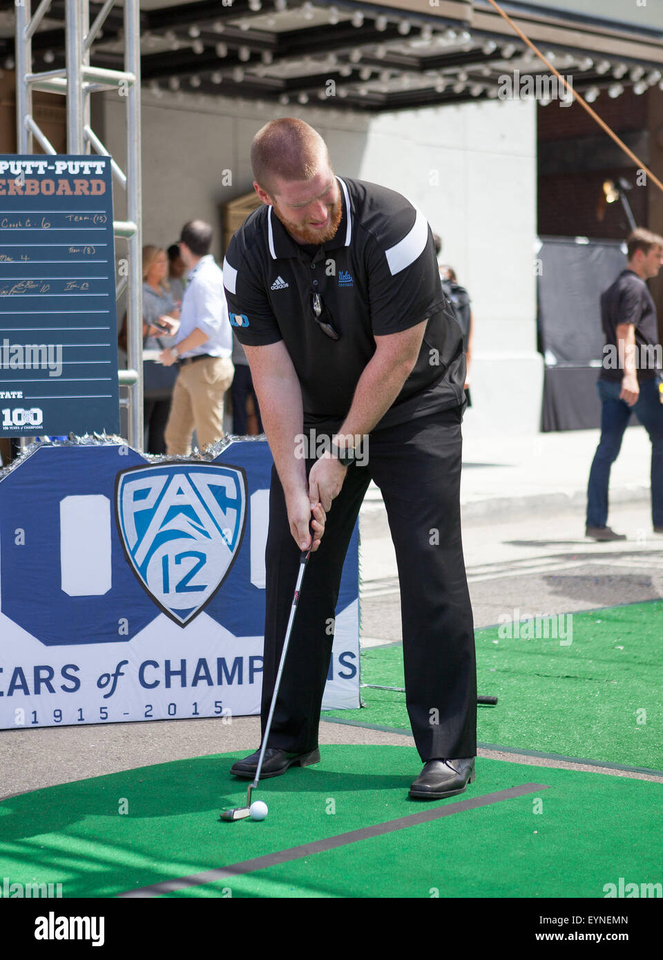 Burbank, CA. 30th July, 2015. UCLA Bruins center Jake Brendel putts ...
