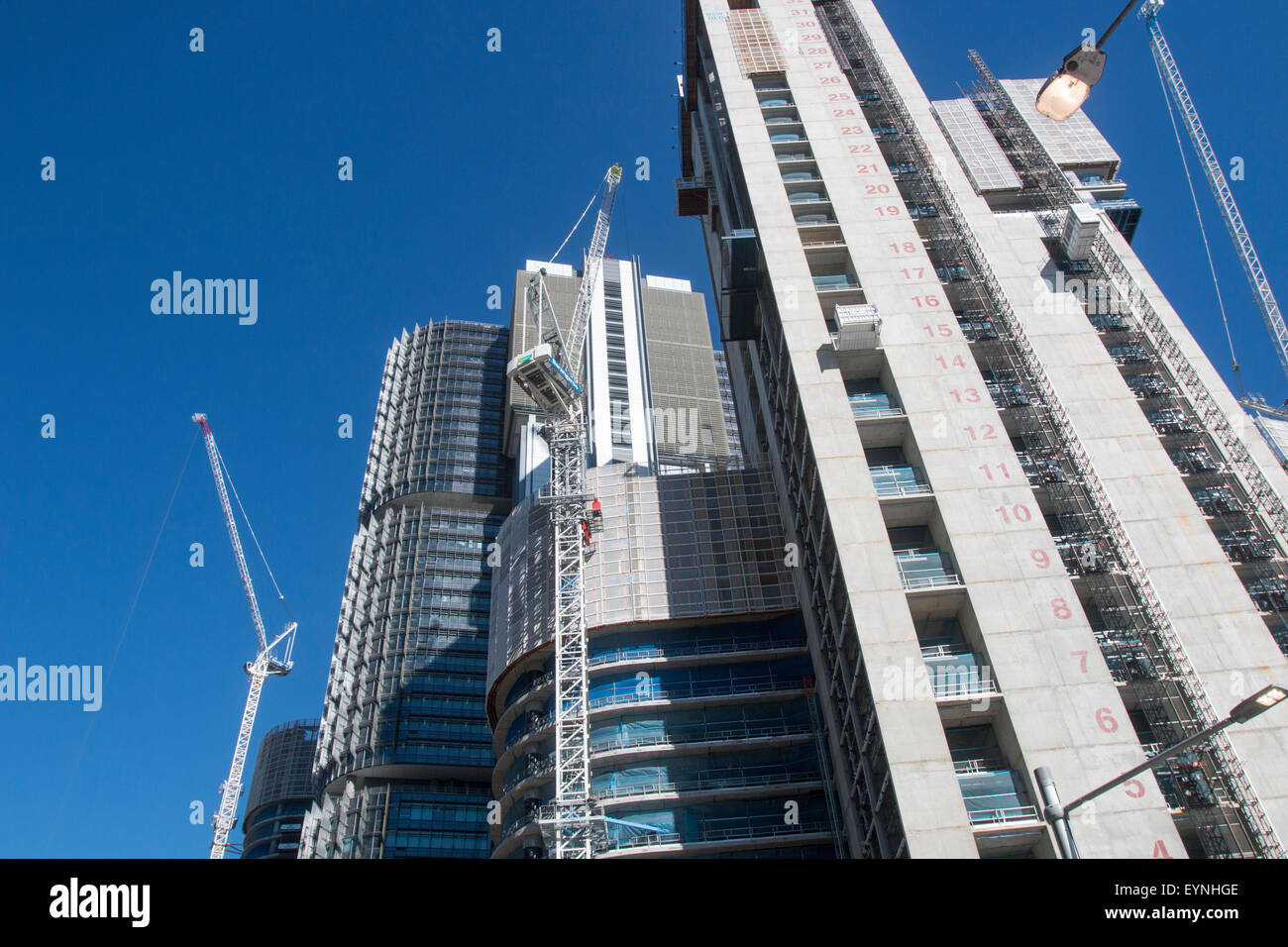 High rise construction site floor hi-res stock photography and images ...