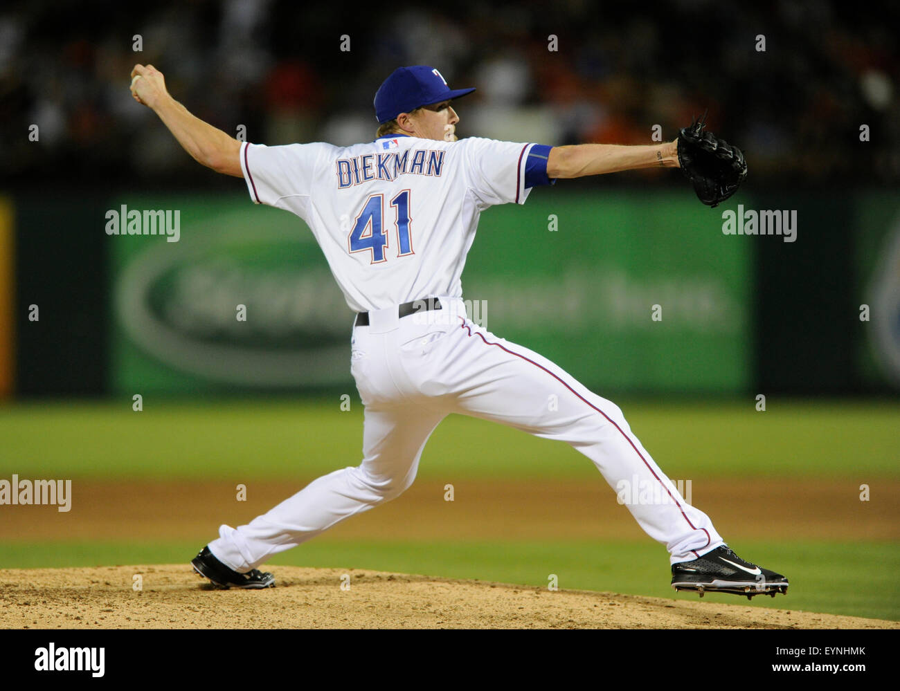 JUL 31, 2015: Texas Rangers relief pitcher Jake Diekmann #41 during an ...