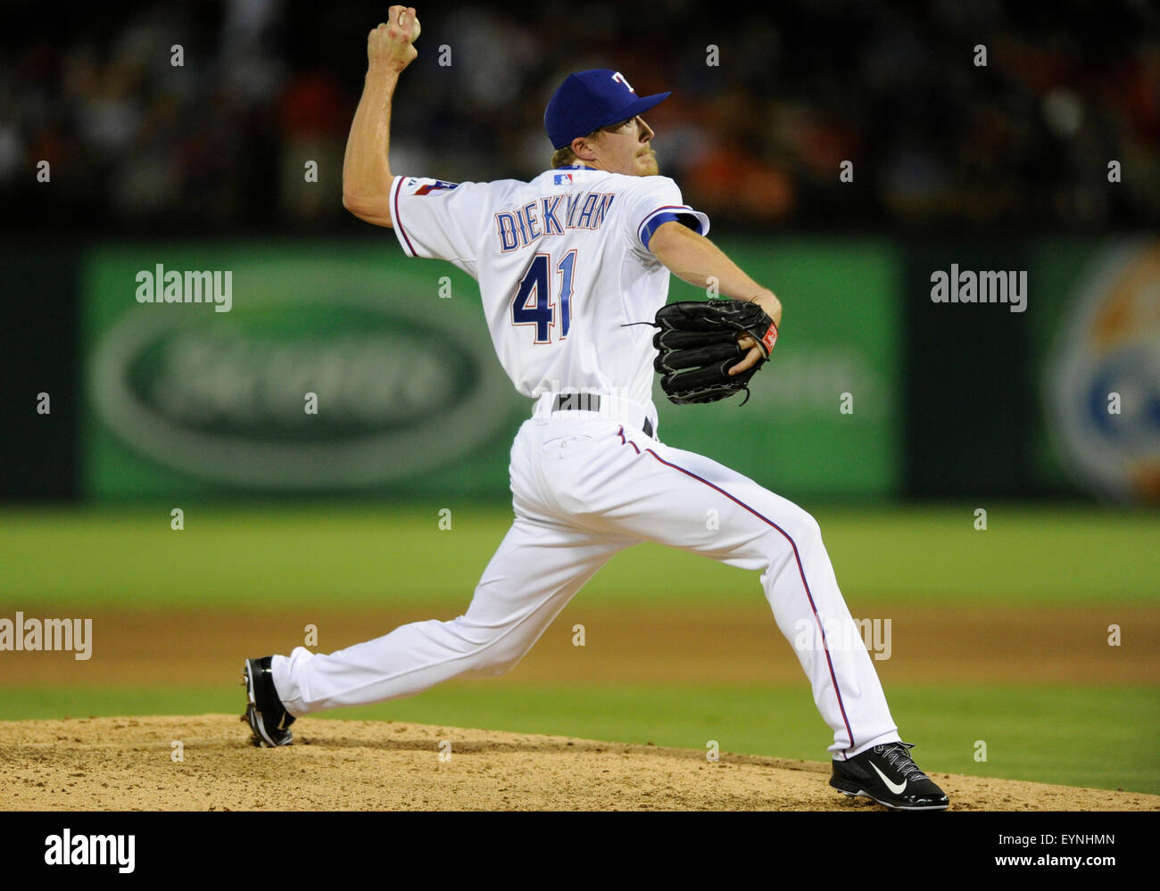 JUL 31, 2015: Texas Rangers relief pitcher Jake Diekmann #41 during an ...
