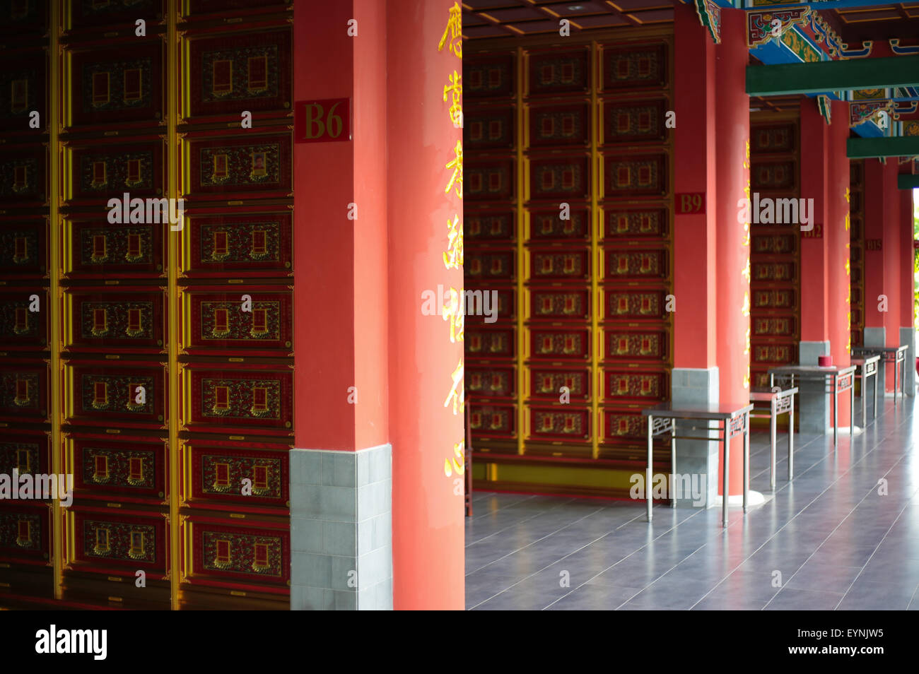 Rows of chinese memorial face plate Stock Photo - Alamy
