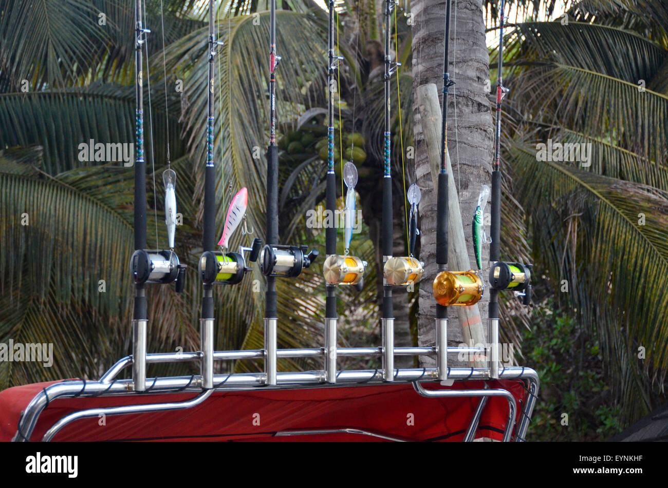 Fishing boat ready hi-res stock photography and images - Alamy