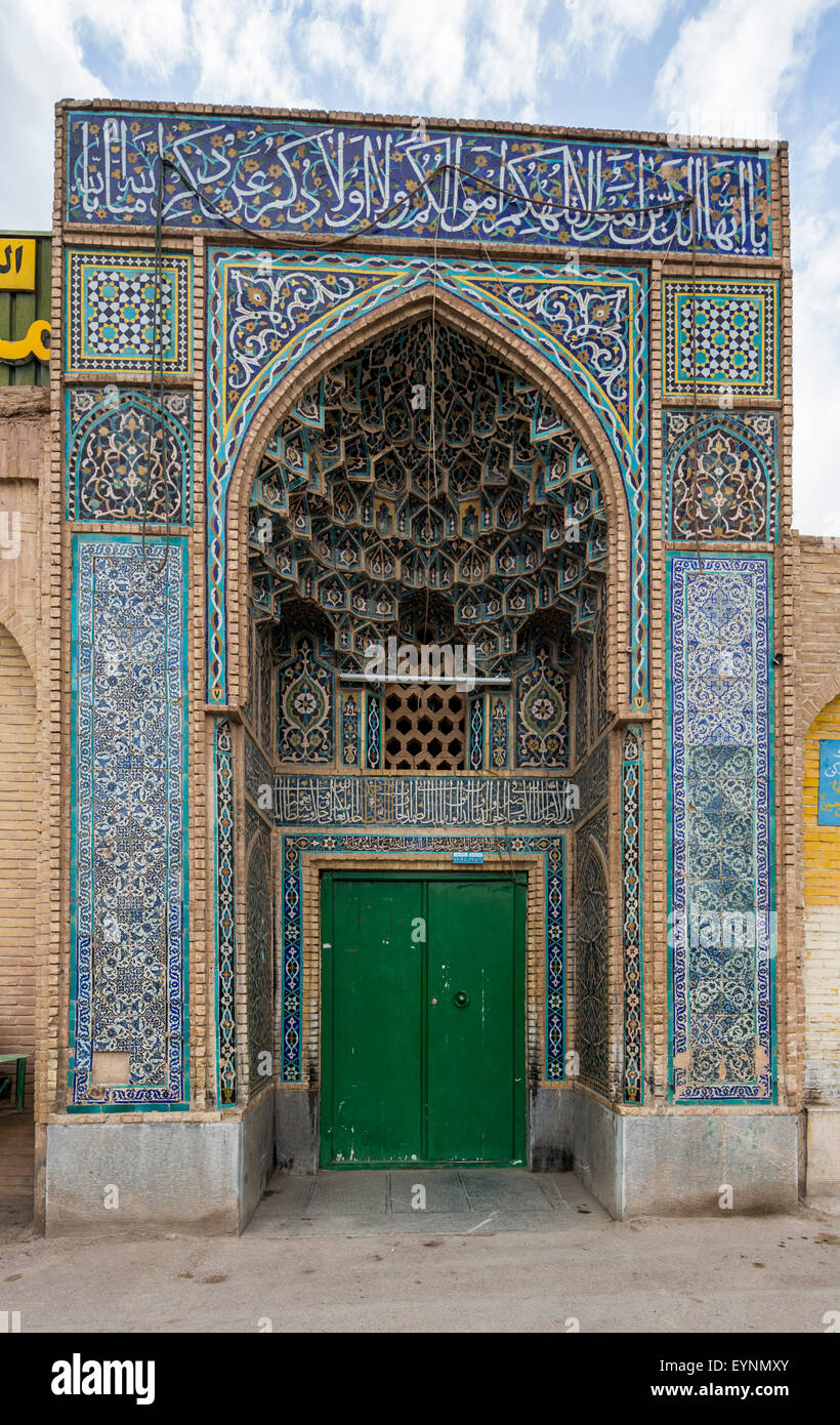 Masjid minar hi-res stock photography and images - Alamy