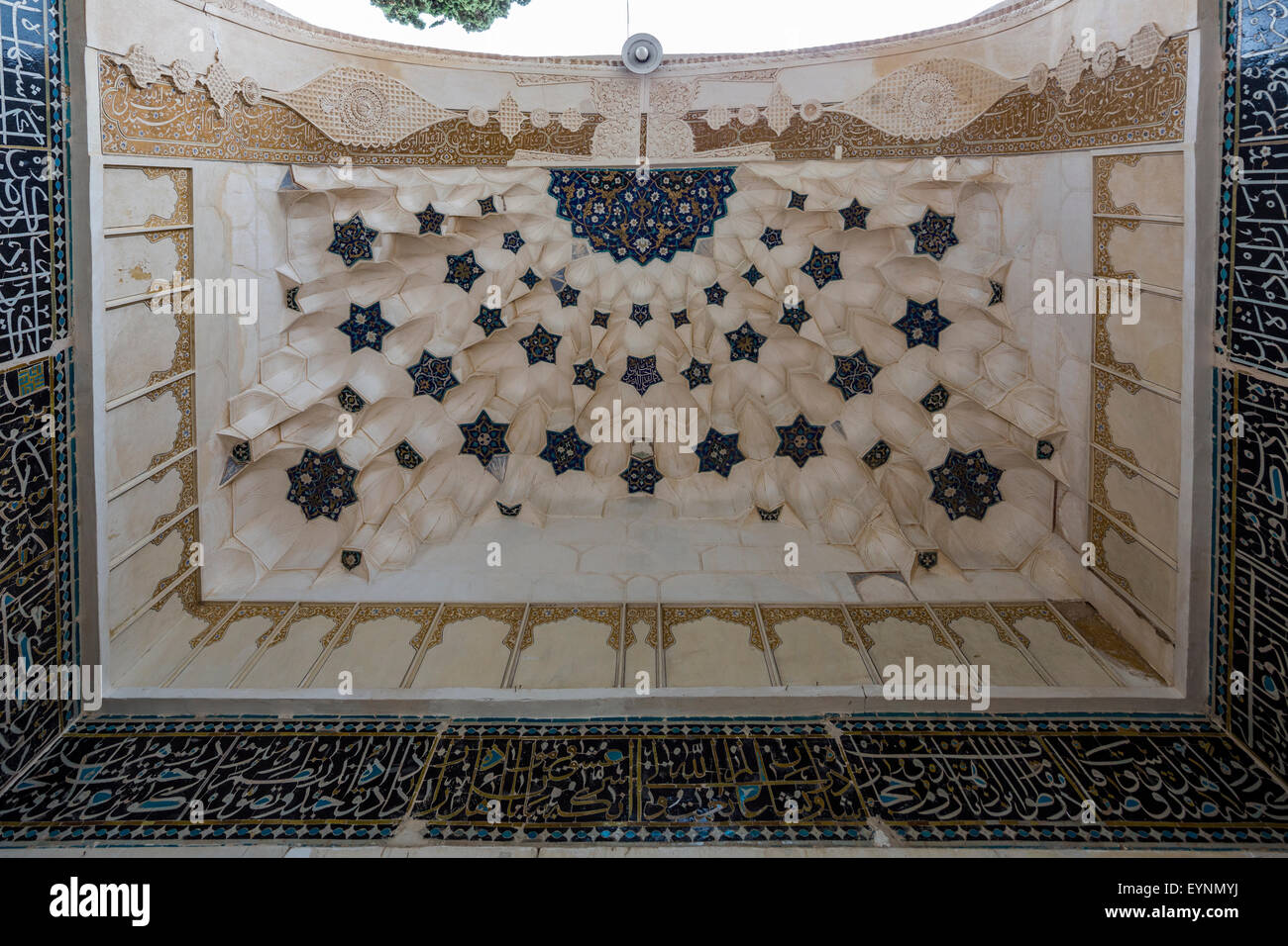 Muqarnas vault High Resolution Stock Photography and Images - Alamy