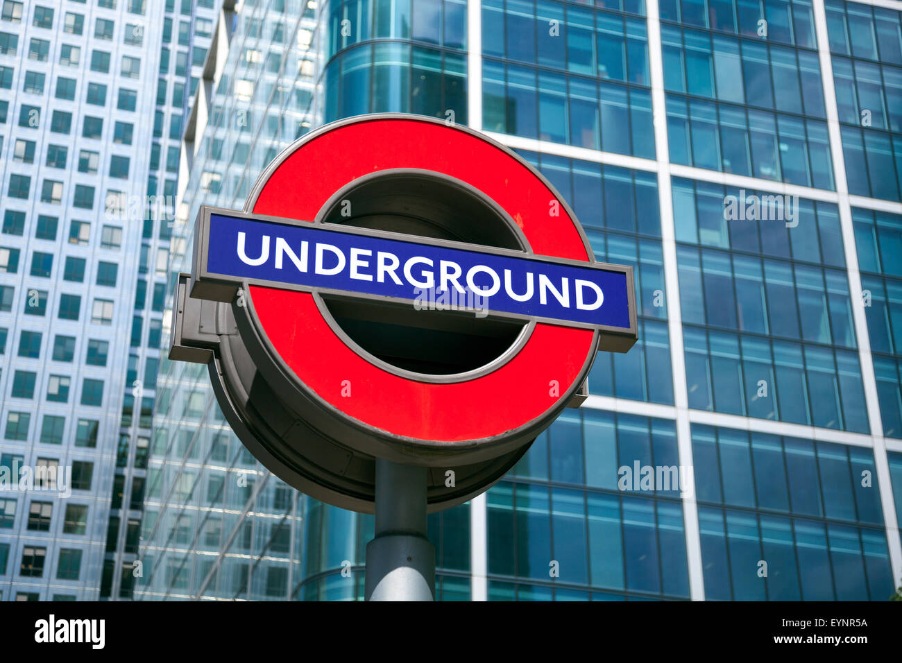 Tfl logo hi-res stock photography and images - Alamy