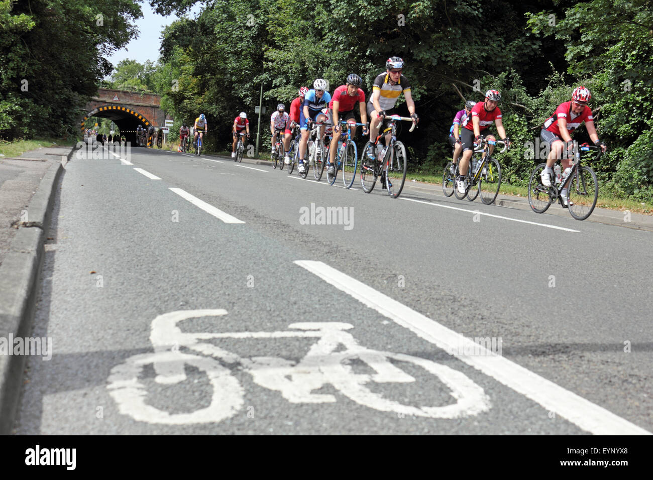 100 mile race hi-res stock photography and images - Alamy