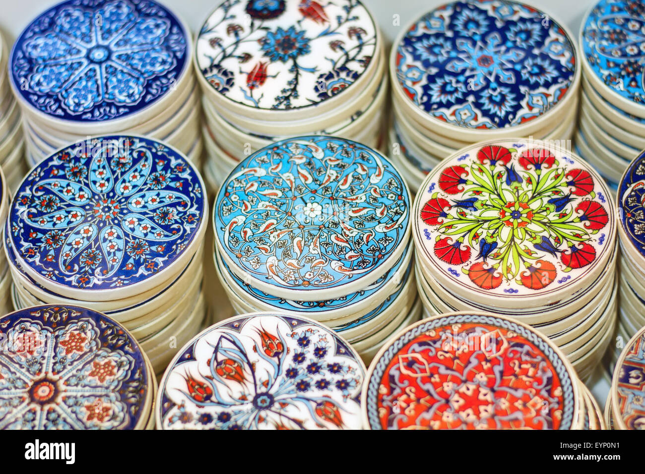 Traditional Turkish ceramics on the Grand Bazaar Stock Photo - Alamy