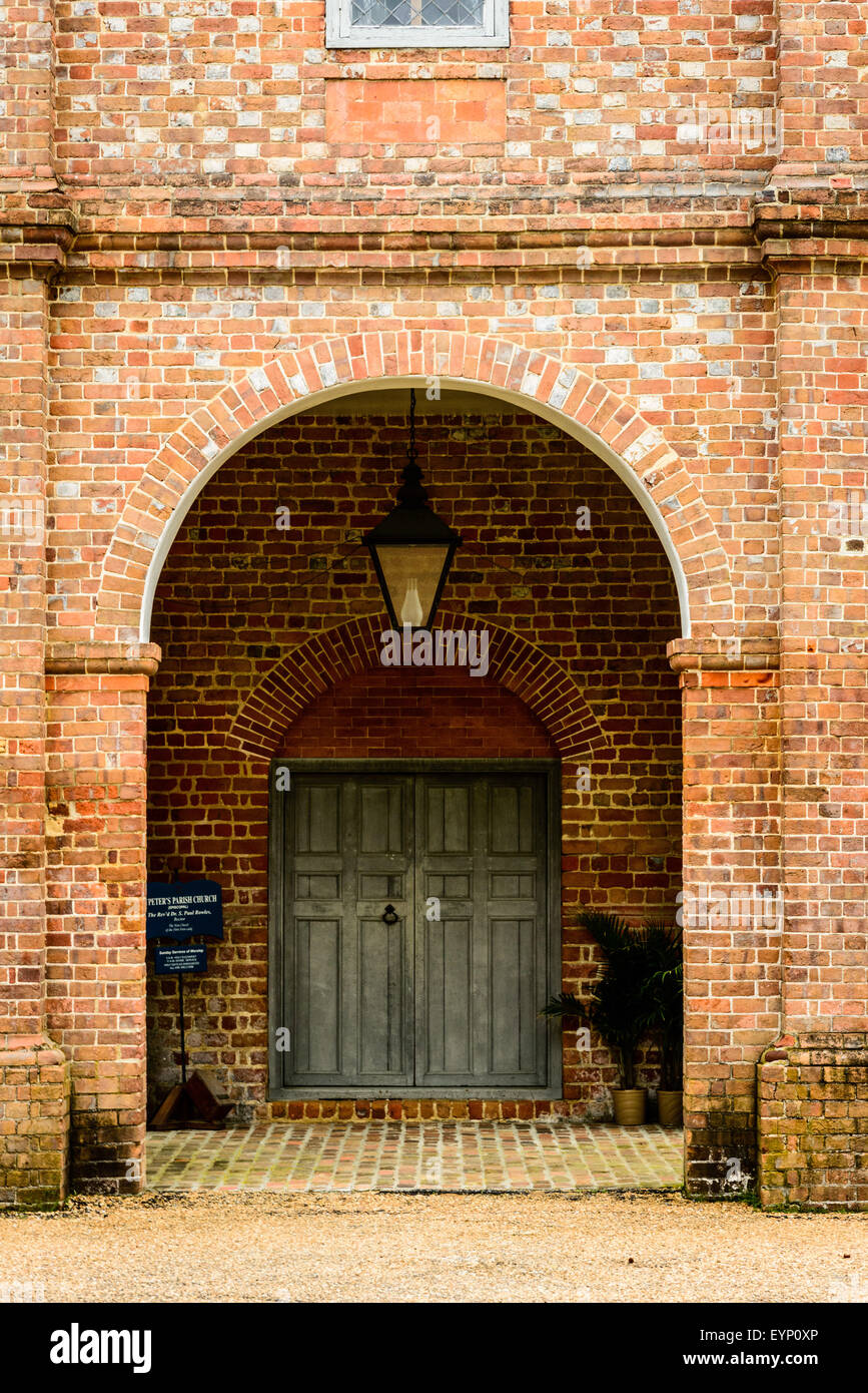 Entrance door st peters church hi-res stock photography and images - Alamy