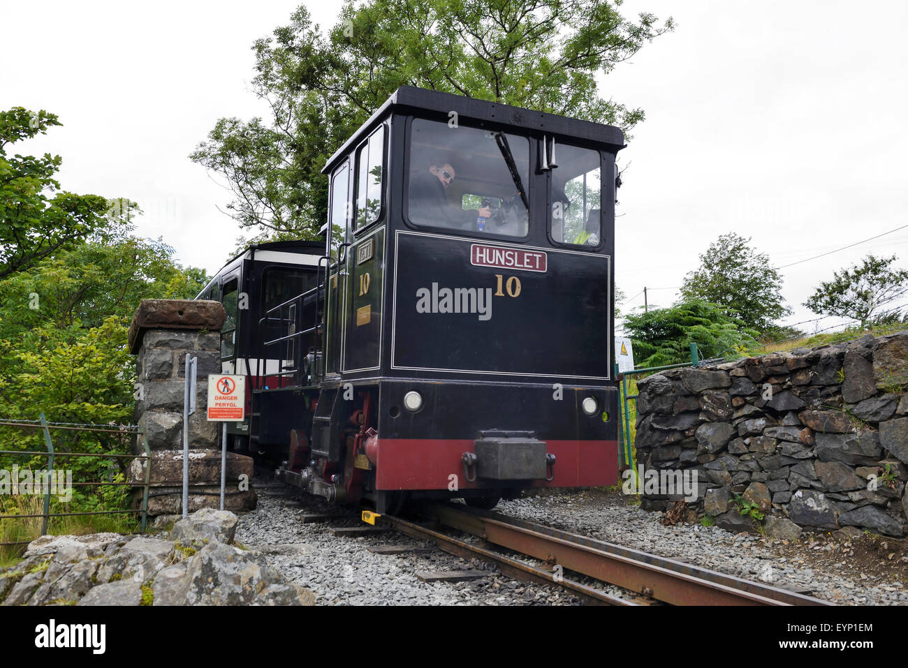 Snowdon Mountain Railway engine Hunslet descending to the station in ...
