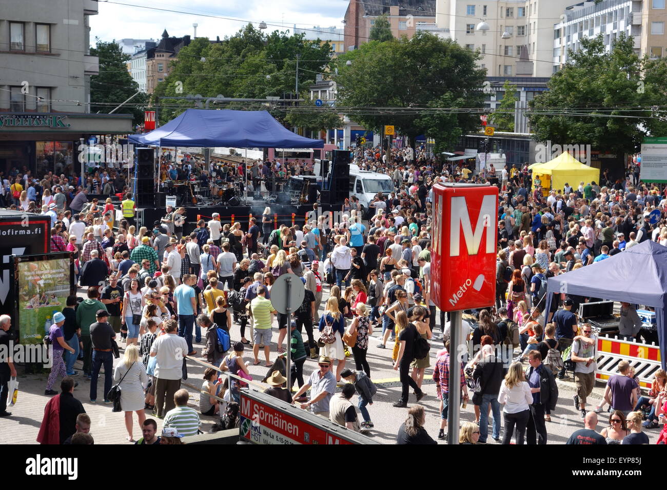 Block party hi-res stock photography and images - Alamy