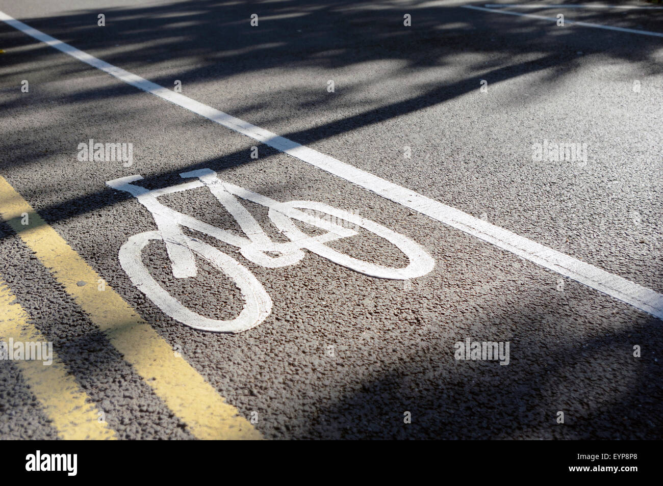 Cycle Lane Road Markings and double yellow lines Stock Photo - Alamy