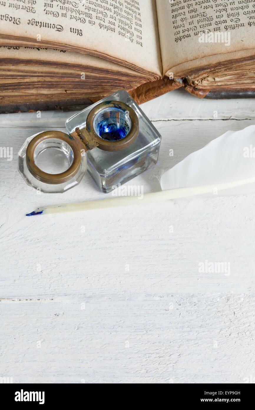 Old book feather inkpot hi-res stock photography and images - Alamy