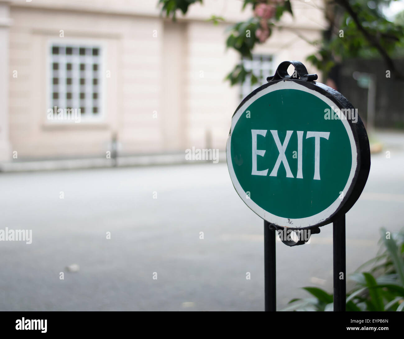 Exit sign board hi-res stock photography and images - Alamy