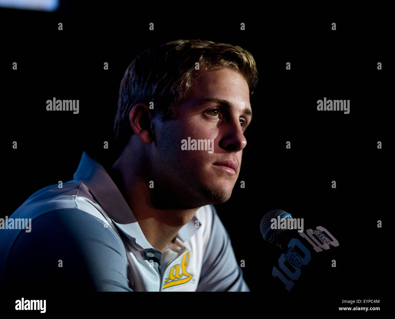Burbank, CA. 31st July, 2015. Cal Golden Bears quarterback Jared Goff ...