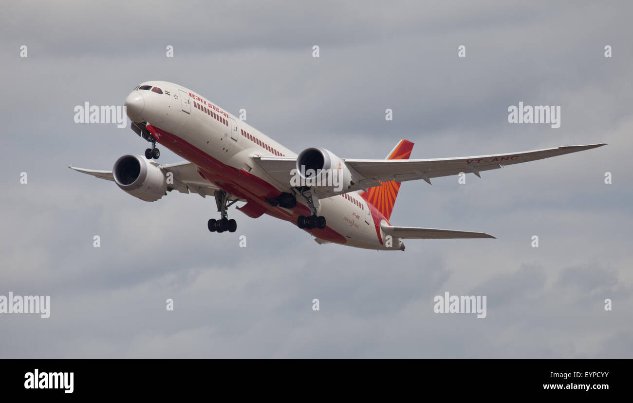 Air india boeing 787 dreamliner hi-res stock photography and images - Alamy
