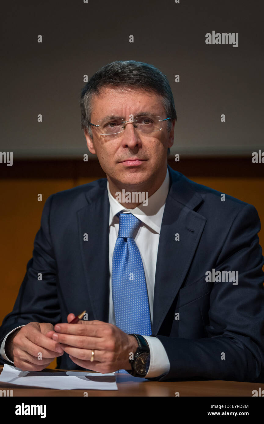 Raffaele di napoli hi-res stock photography and images - Alamy