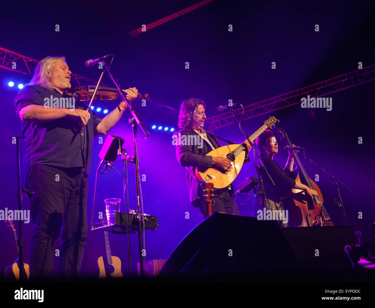 Sidmouth, Devon, 2nd Aug 2015. L) Phil Beer, Steve Knightley and R ...