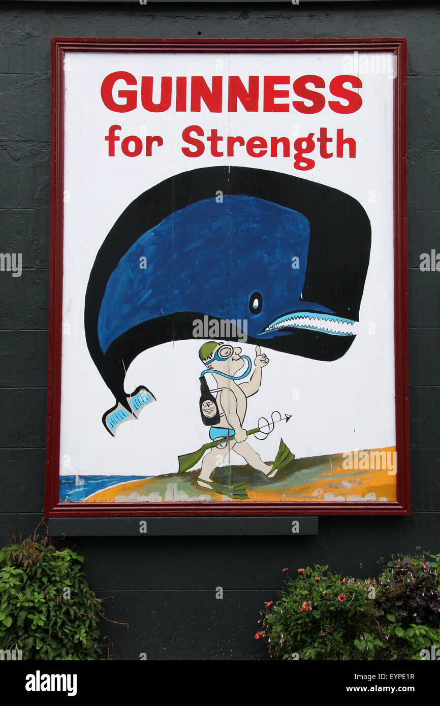 Old guinness sign hi-res stock photography and images - Alamy