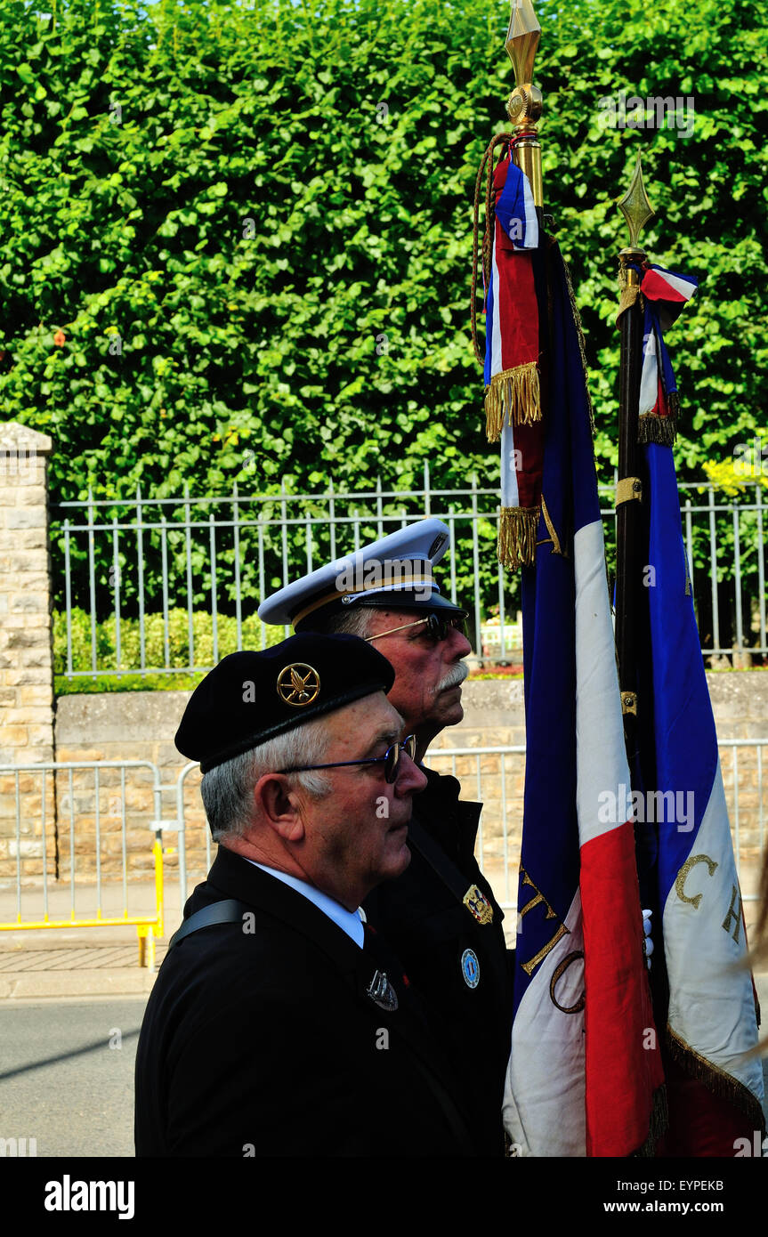 July 14th parade hi-res stock photography and images - Alamy