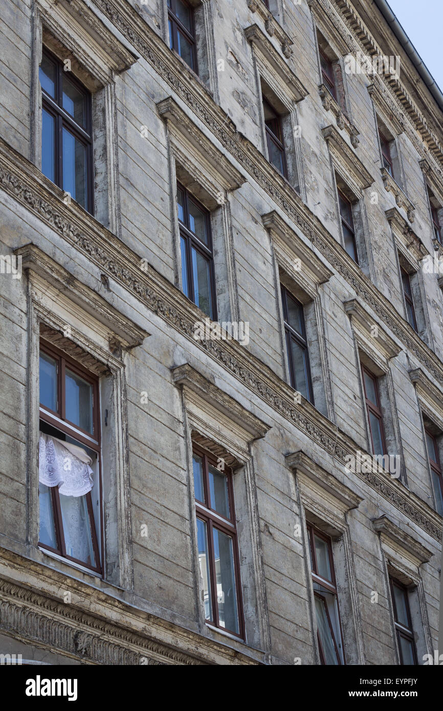 Renovation facade old building hi-res stock photography and images - Alamy