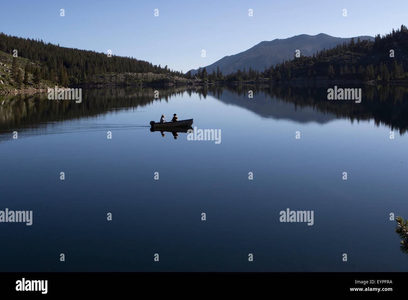 Mirror like lake hi-res stock photography and images - Alamy
