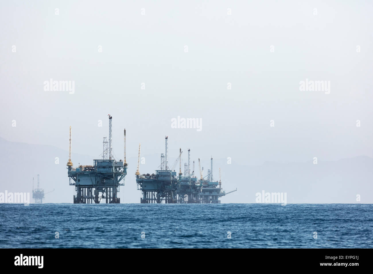 Oil platforms in a line in the Santa Barbara Channel Stock Photo - Alamy