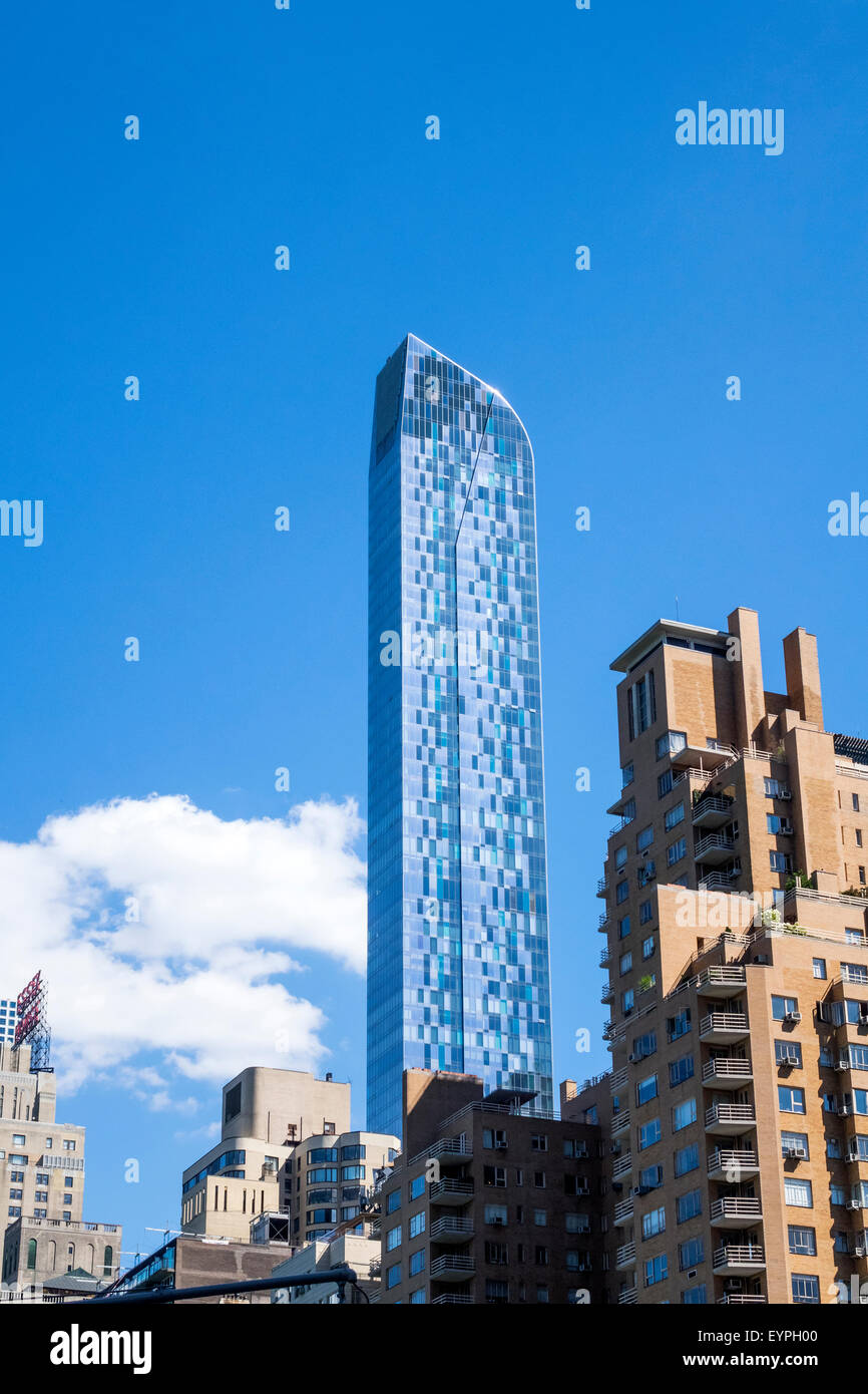 One57 skyscraper south of Central Park in New York City Stock Photo - Alamy