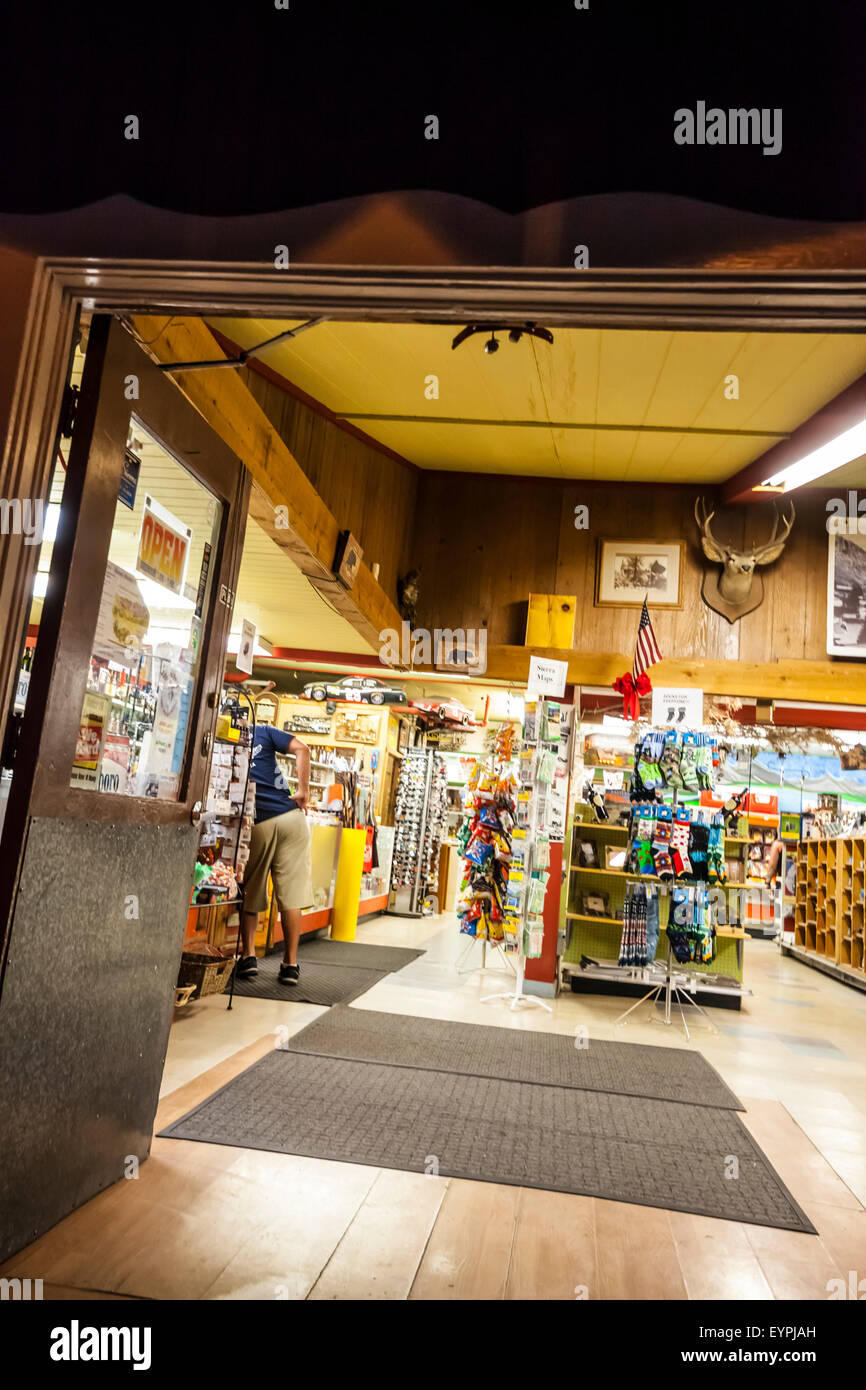 June lake general store hi-res stock photography and images - Alamy