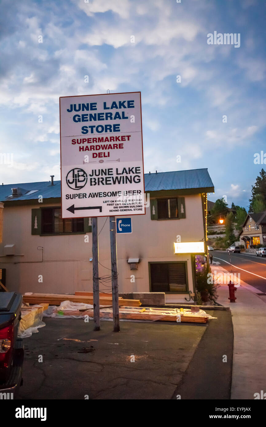 June lake general store hi-res stock photography and images - Alamy